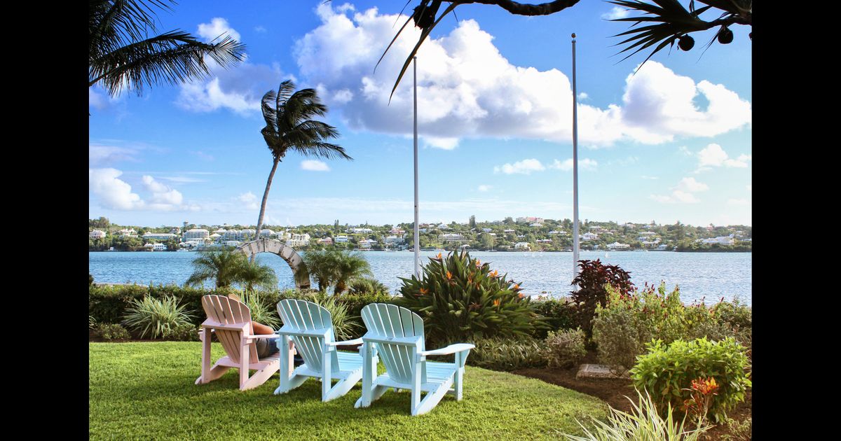 Cheap Flights to Bermuda from $305 - Cheapflights.com